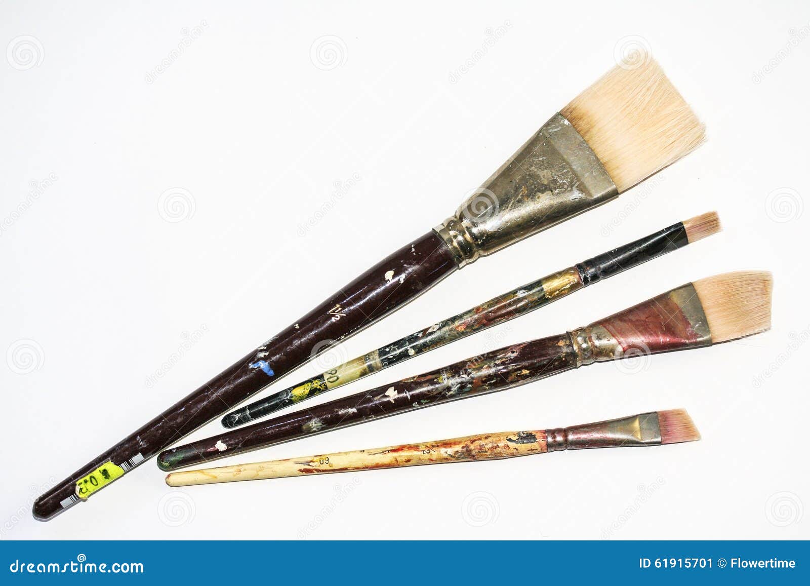 Gruppe Von Vier Pinseln Heraus Verbreitet Stockbild - Bild von gebläse ...