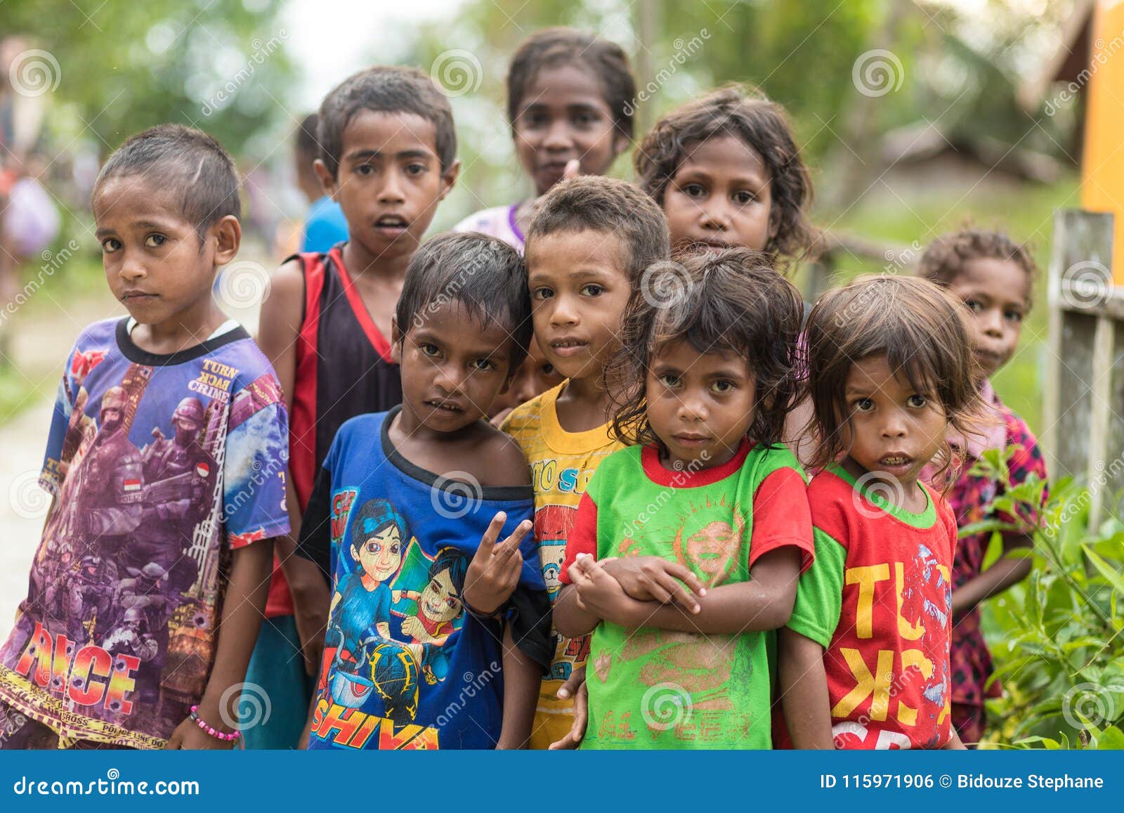 Gruppo Di Bambini Indonesiani Fotografia Editoriale - Immagine di ...