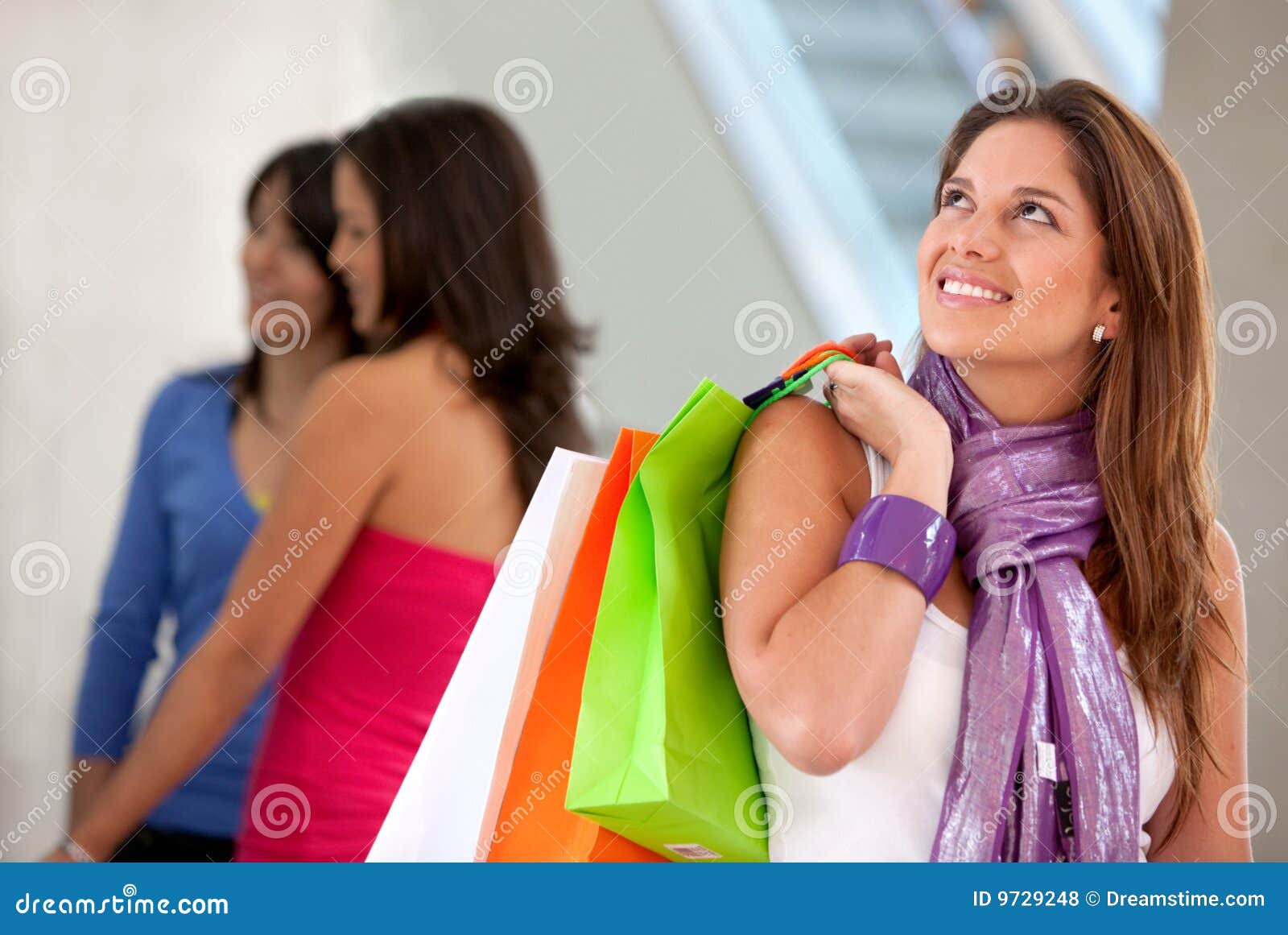 Gruppo di clienti fotografia stock. Immagine di stretta - 9729248