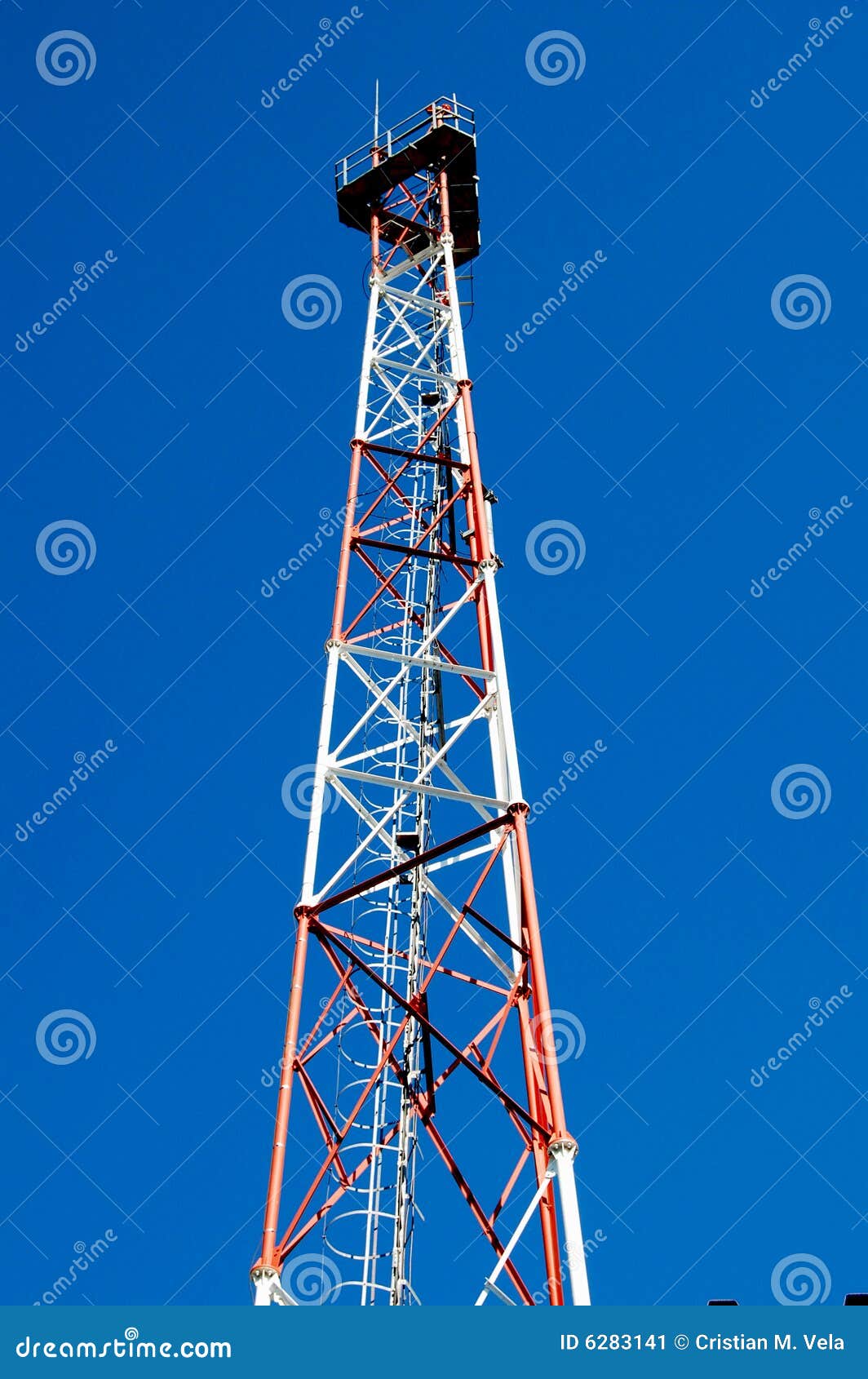 GSM antenne stock afbeelding. Image of gegevens, lucht - 6283141
