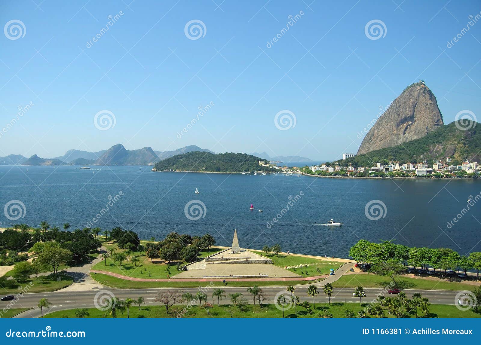 Guanabara Bay and Sugar-loaf Stock Image - Image of building, cemetery ...