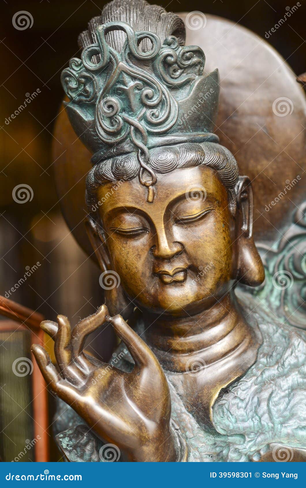 Guanyin stock afbeelding. Image of tempel, azië, meditatie - 39598301