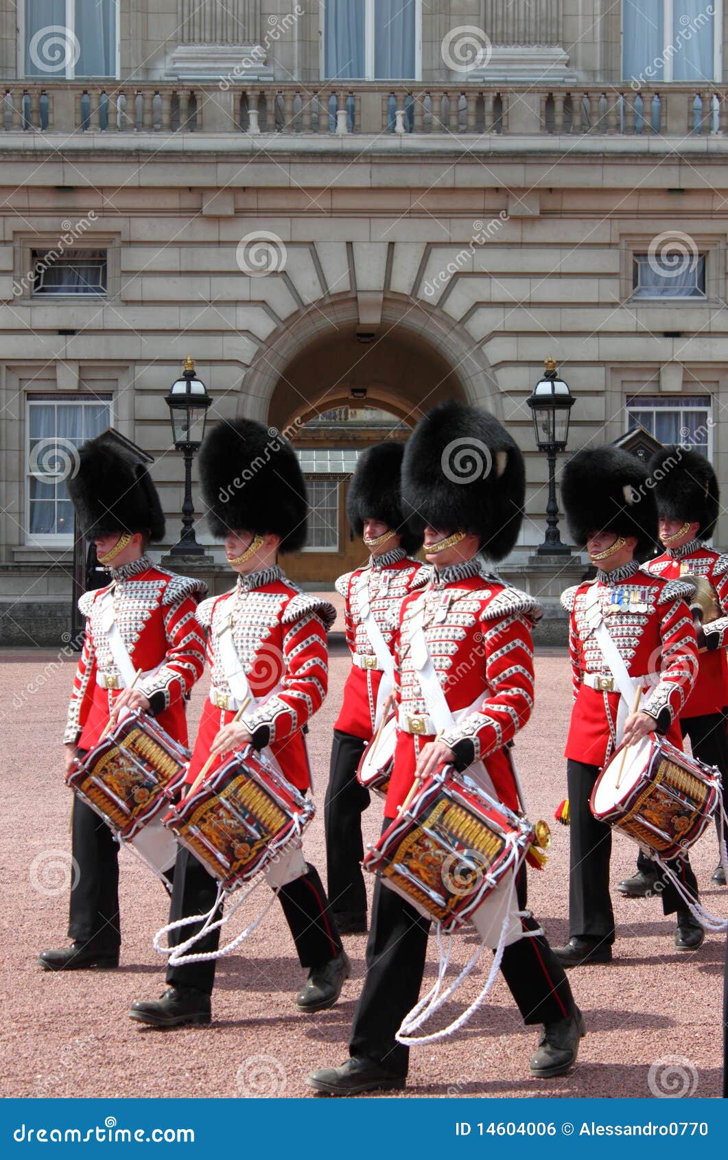 Guard Change Ceremony At The Deoksugung Royal Palace. Editorial Photo ...