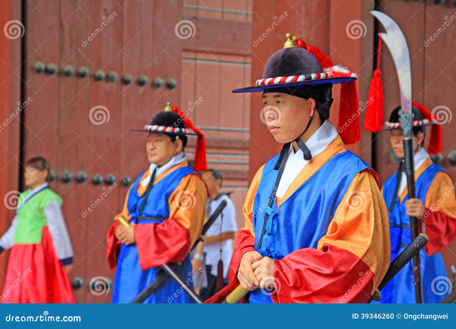 Guard of the Deoksugung Palace Editorial Image - Image of gate ...