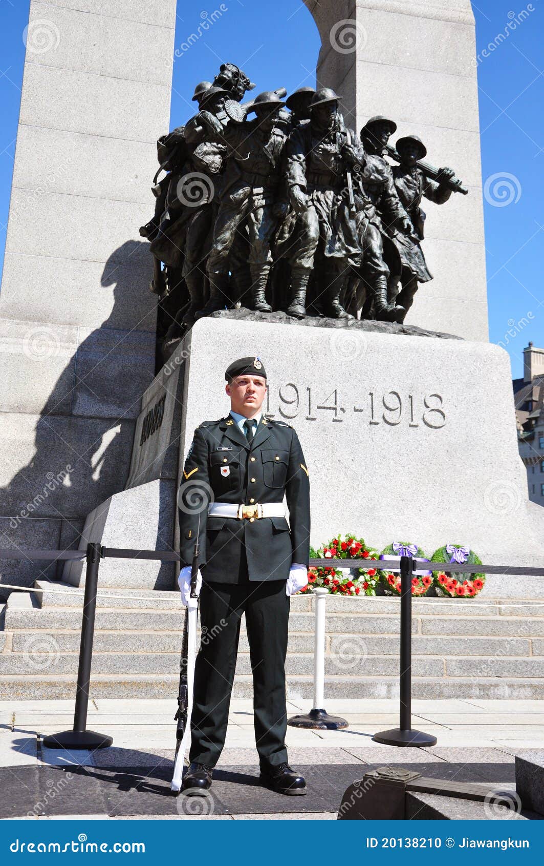 Guard in National War Memorial, Ottawa Editorial Image - Image of ...