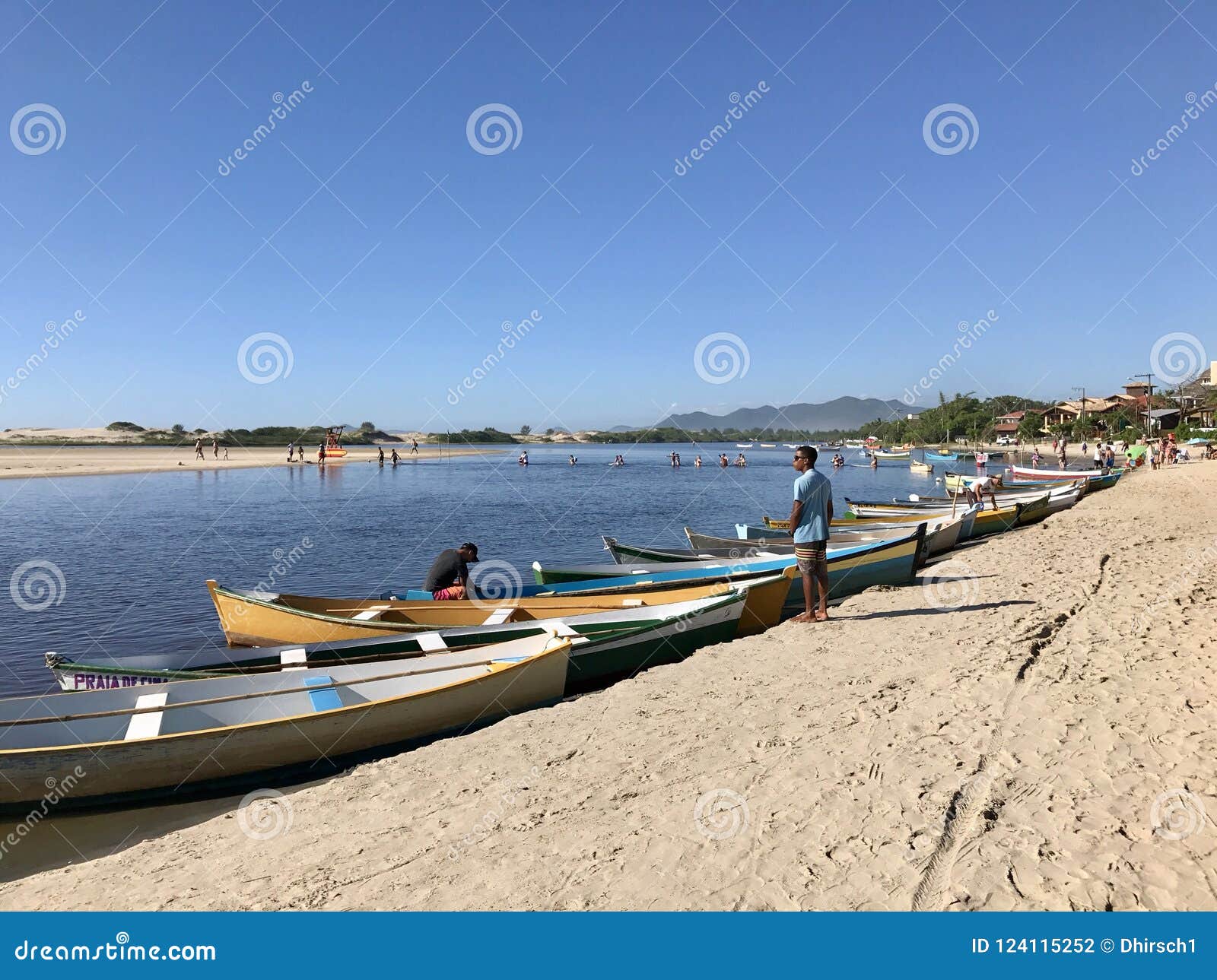 Guarda do Embau beach editorial photography. Image of surf - 124115252