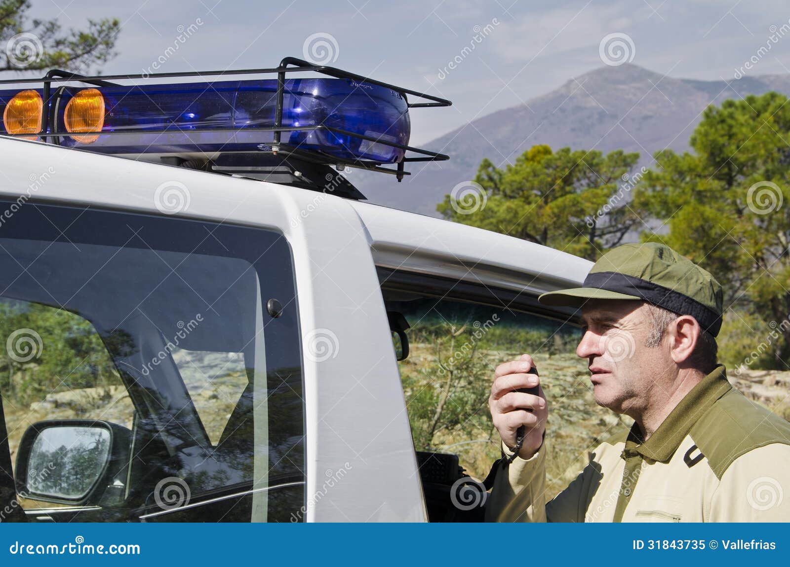 Guardabosques imagen de archivo. Imagen de servicios - 31843735