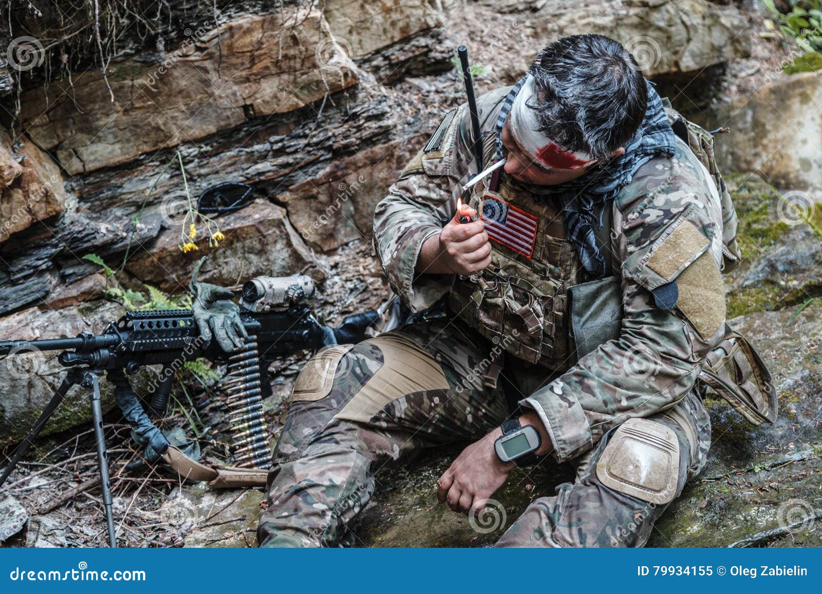 Guardabosques Herido Del Ejército Imagen de archivo - Imagen de militar ...