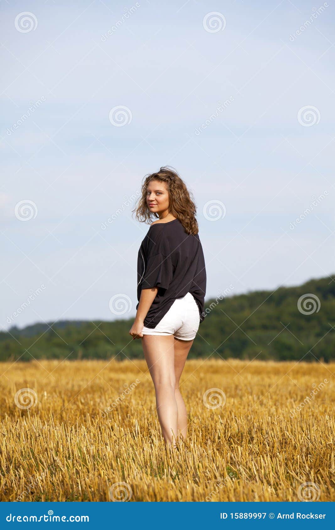 Guardare indietro immagine stock. Immagine di incoraggiare - 15889997