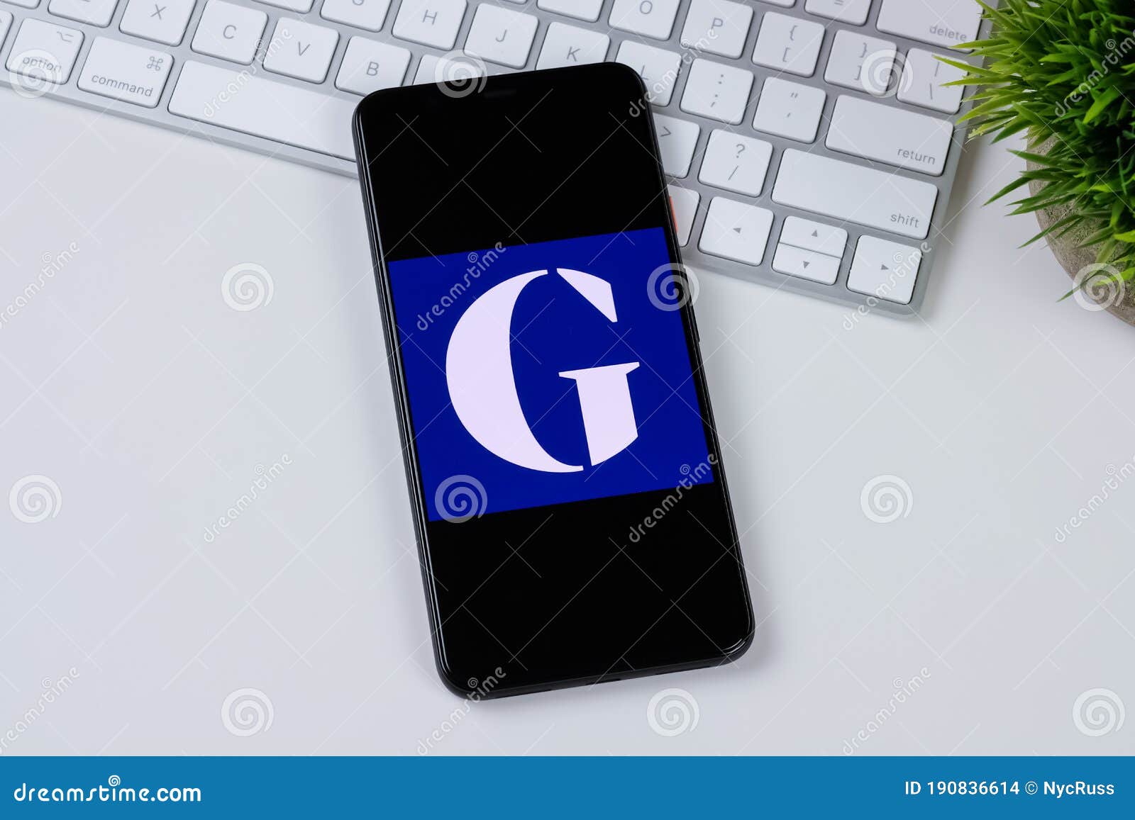 The Guardian App Logo on a Smartphone Screen. Editorial Stock Image ...