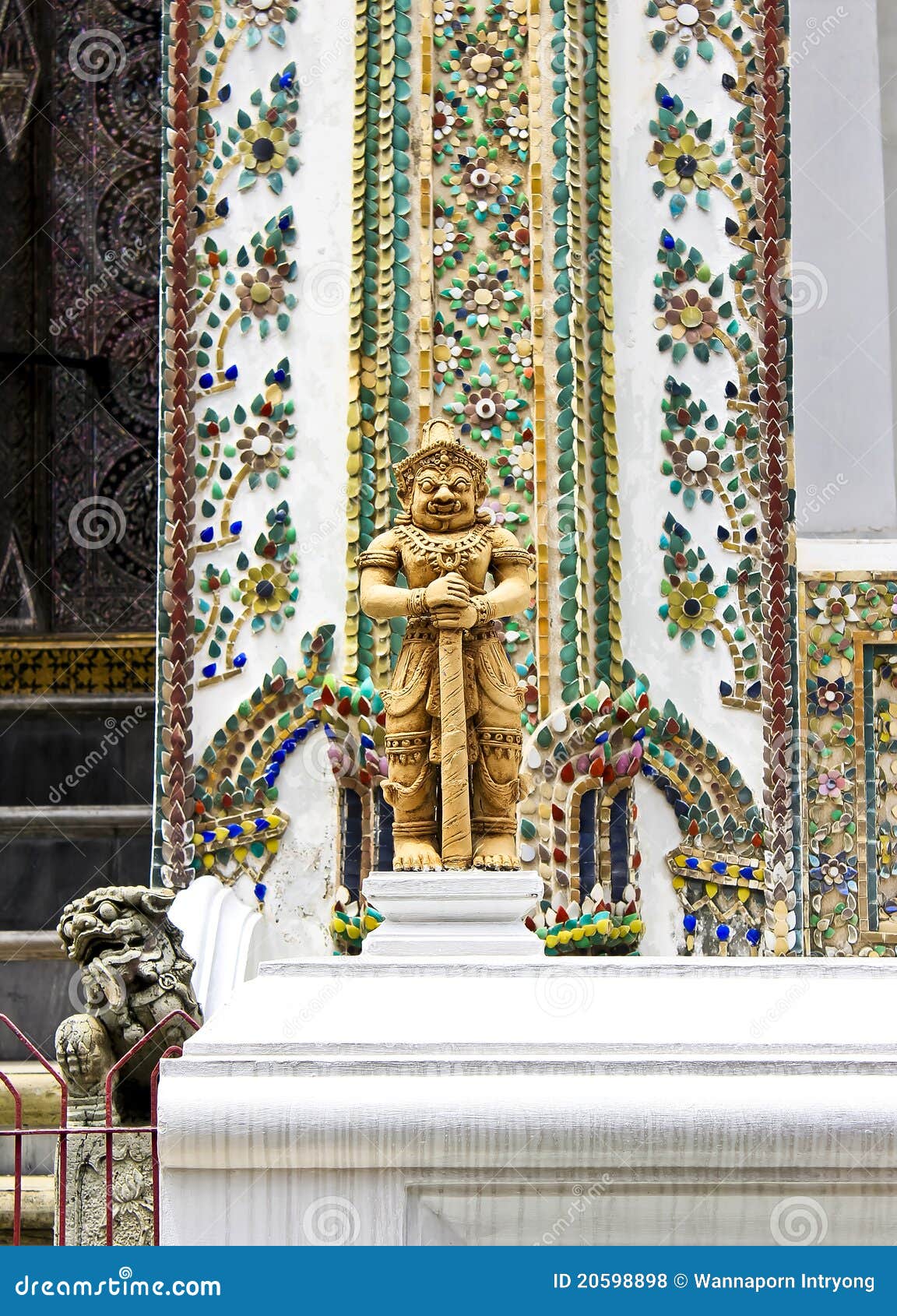 Guardian statue stock photo. Image of potentate, chinese - 20598898