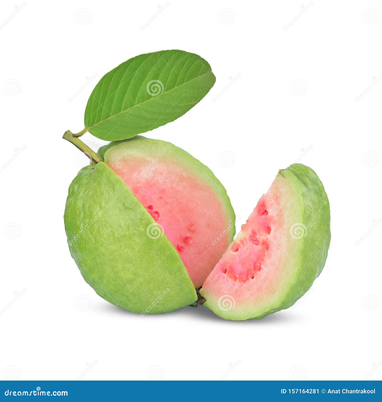 Guayaba Aislada De Fondo Blanco Imagen de archivo - Imagen de agua ...