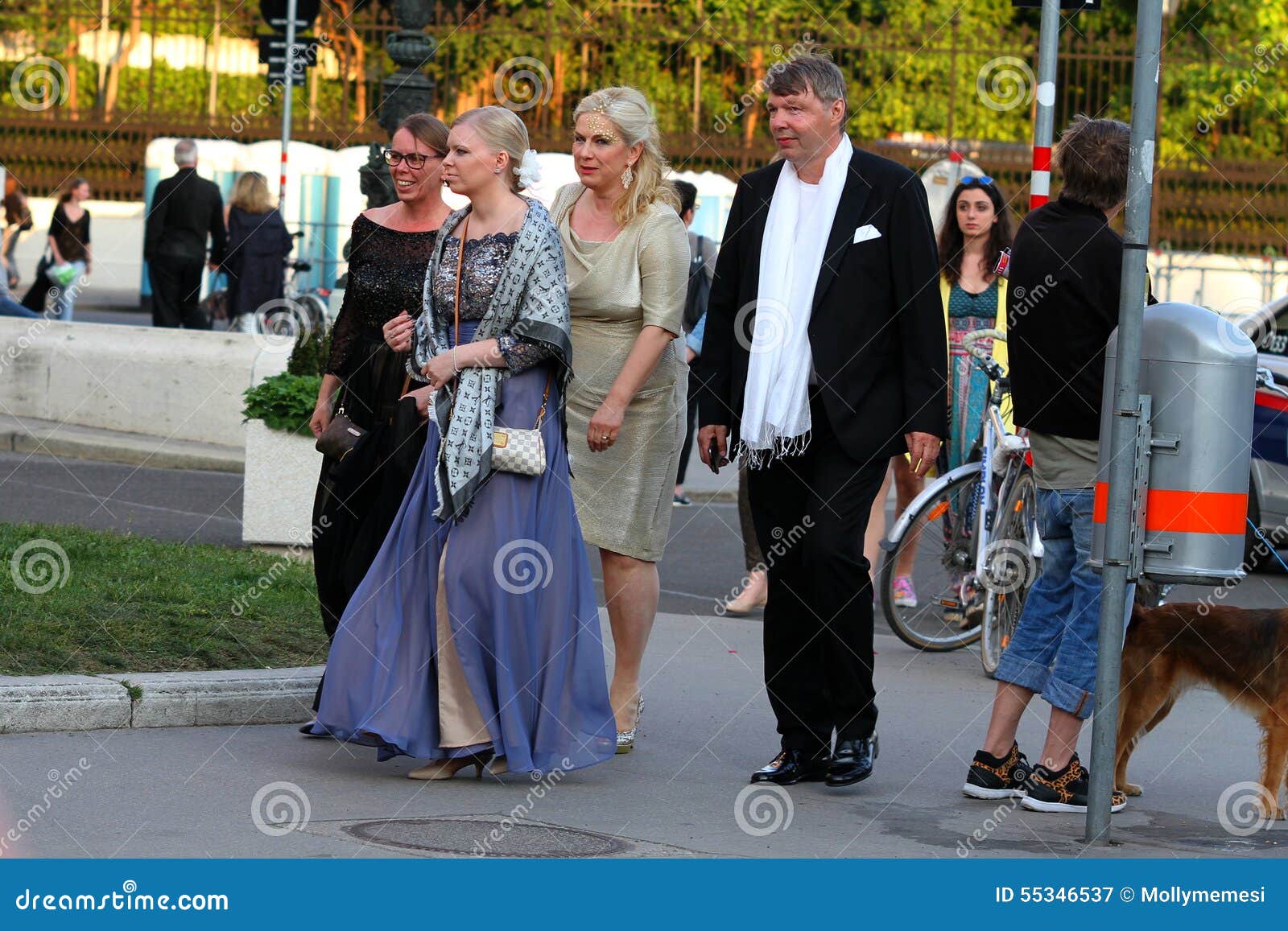 Guests at the 2015 Life Ball Vienna Editorial Photography - Image of ...