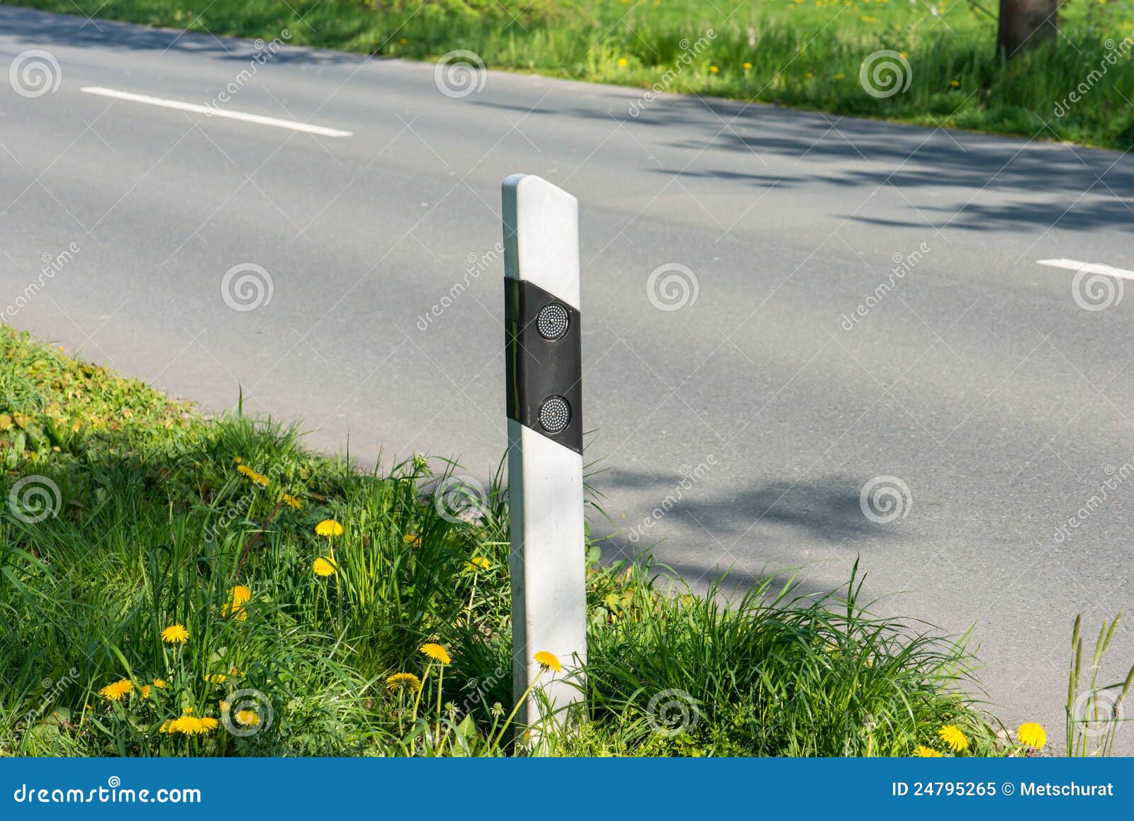 Guide post stock image. Image of street, plant, safty - 24795265
