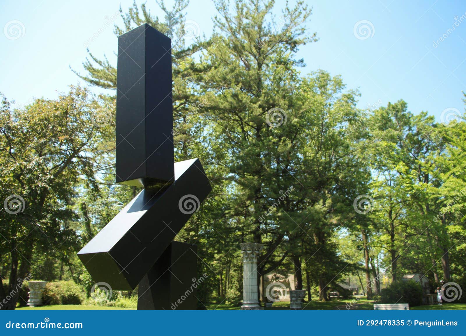 Guild Guildwood Toronto Black Metal Structure Made of Rectangle Black ...