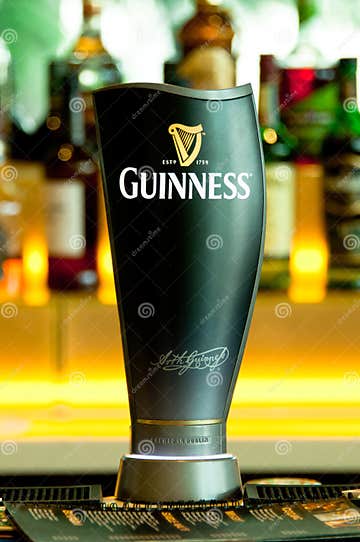 Guinness Beer Tap editorial photo. Image of choice, drinking - 19246186