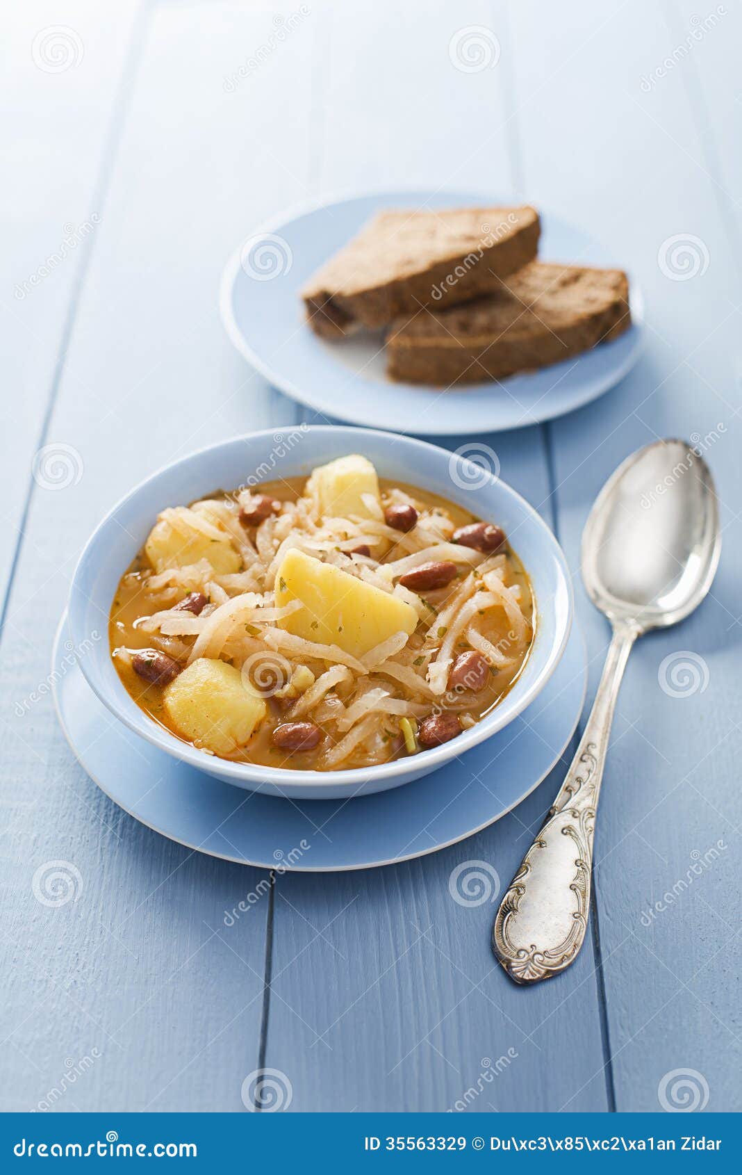 Guisado del nabo imagen de archivo. Imagen de cuchara - 35563329