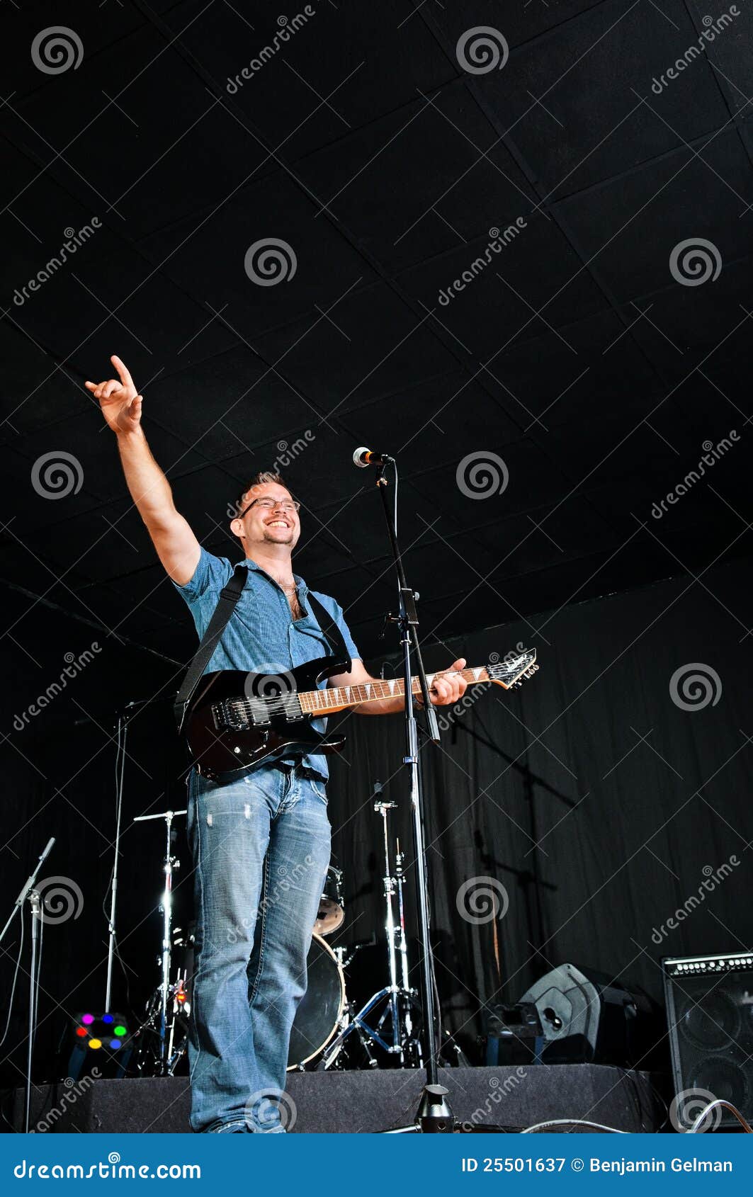 Guitarist on stage stock image. Image of performance - 25501637