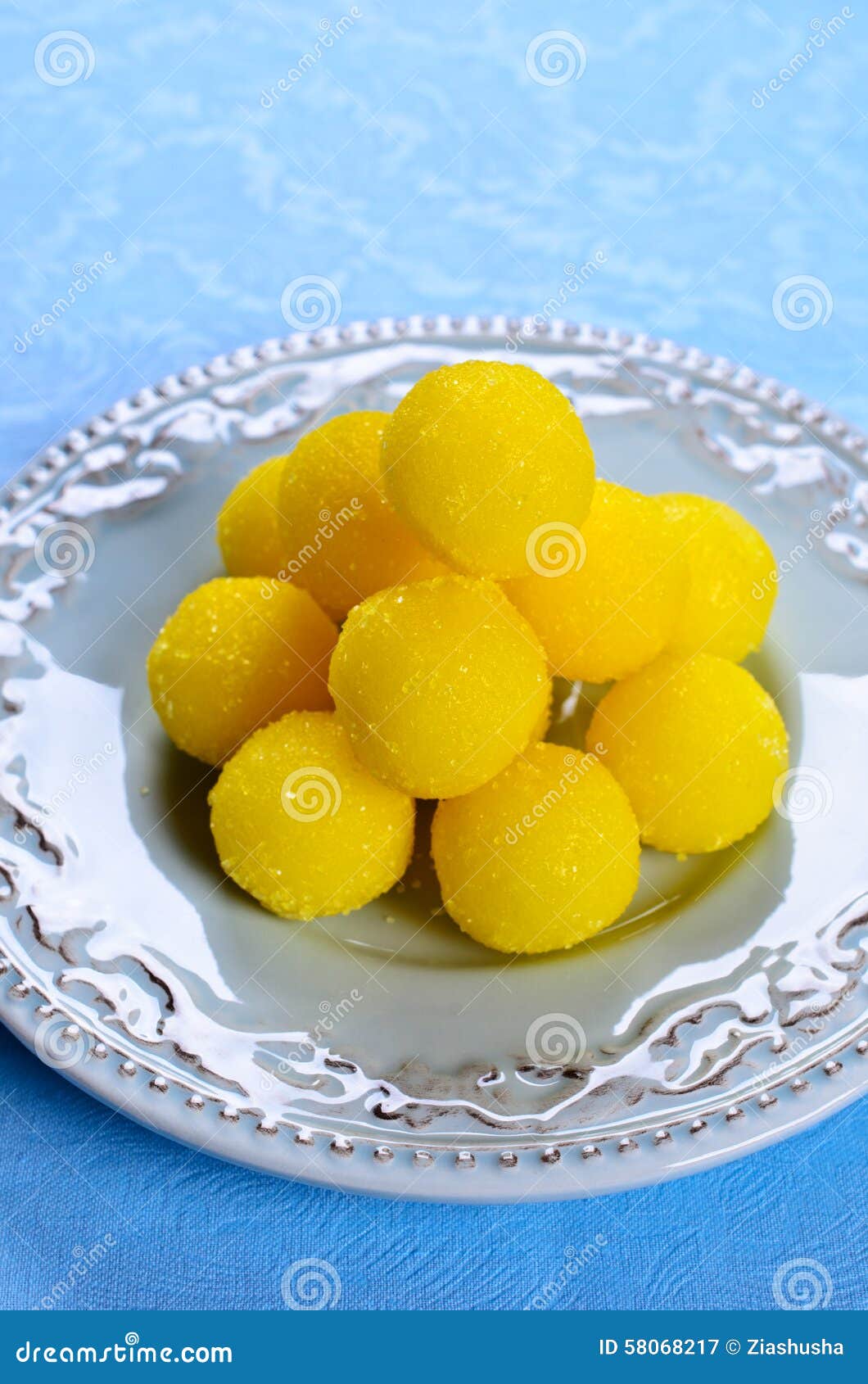 Gul godis fotografering för bildbyråer. Bild av kalori - 58068217
