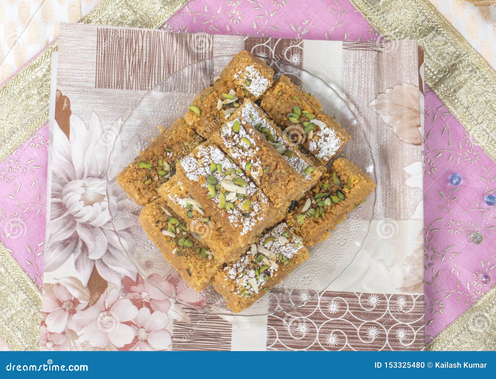 Gulab Halwa foto de archivo. Imagen de vegetariano, teatia - 153325480