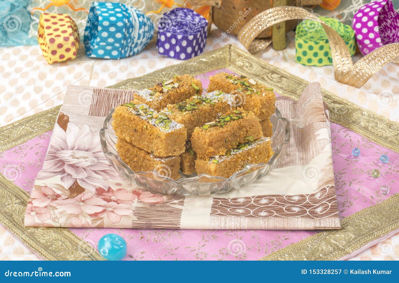 Gulab Halwa imagen de archivo. Imagen de dulce, diwali - 153328257