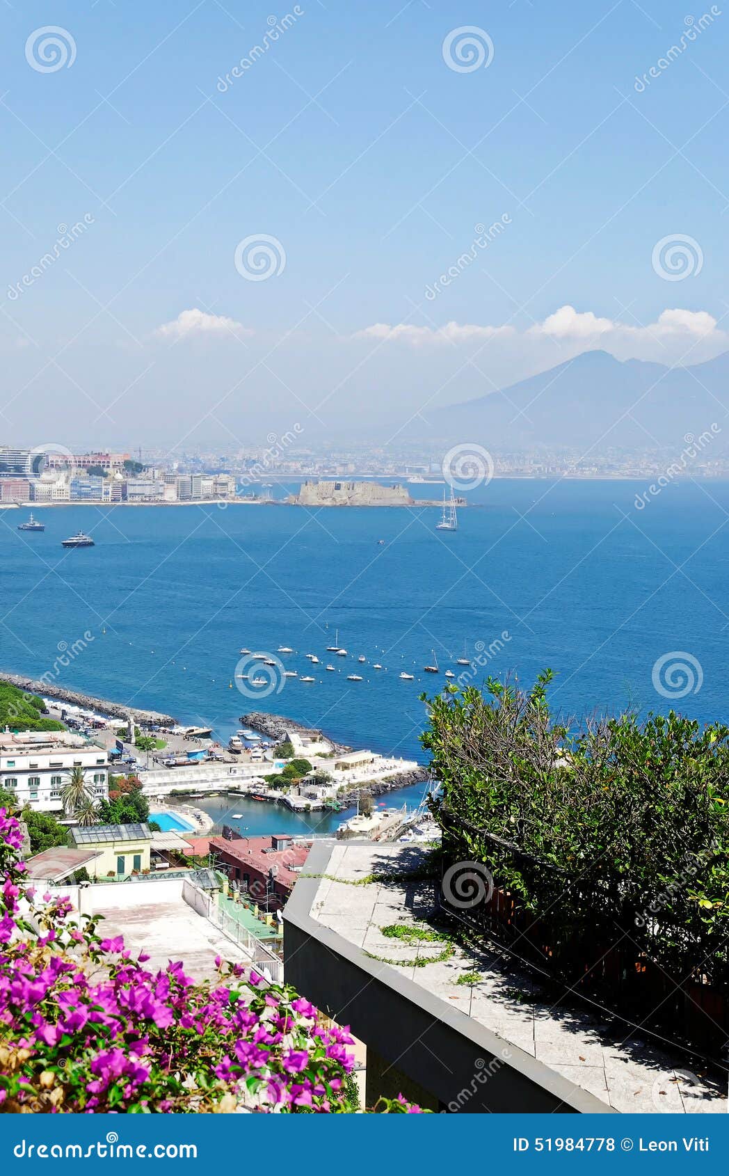 Gulf of naples stock photo. Image of gulf, castle, vulcan - 51984778