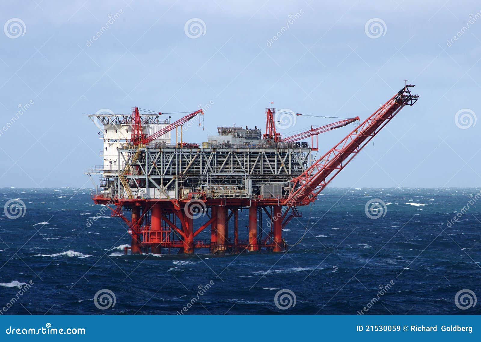 Gulf Oil Rig stock image. Image of water, horizon, spill - 21530059