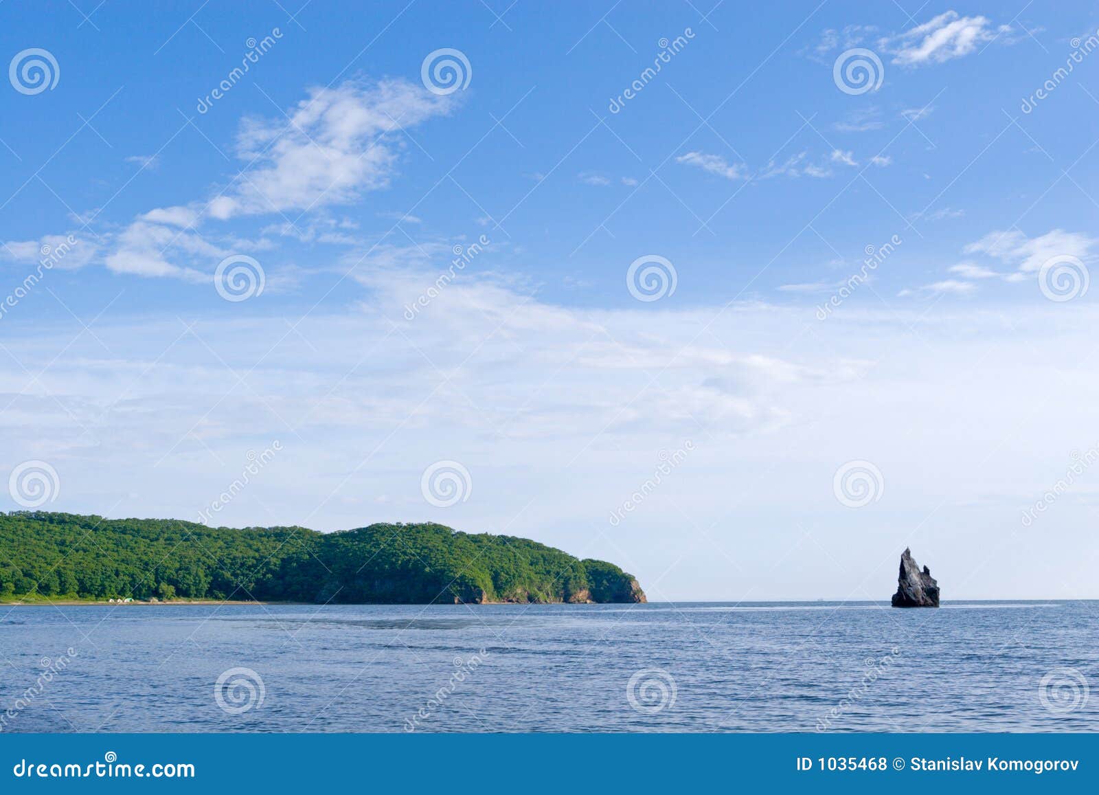 Gulf.Rock lonely. stock photo. Image of fresh, sand, rote - 1035468