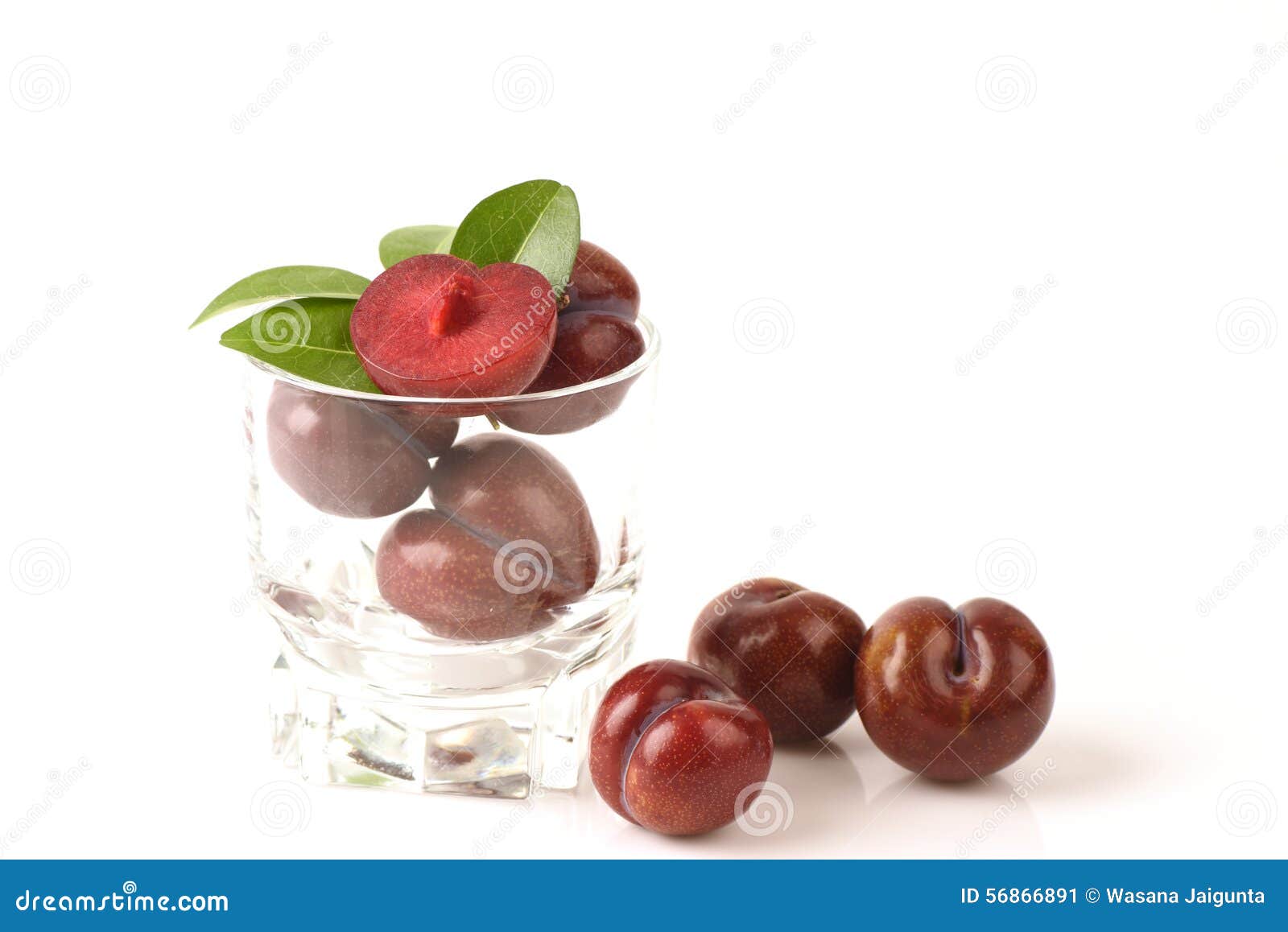 Gulf ruby plum. stock image. Image of gulf, vegetarian - 56866891