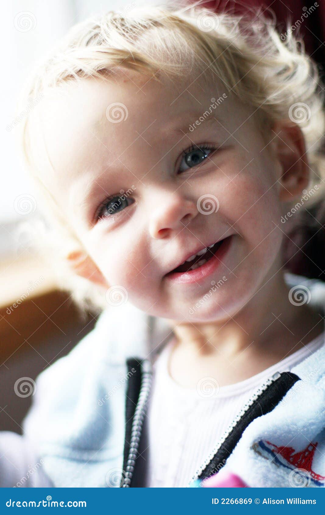 Gulligt barn fotografering för bildbyråer. Bild av gulligt - 2266869