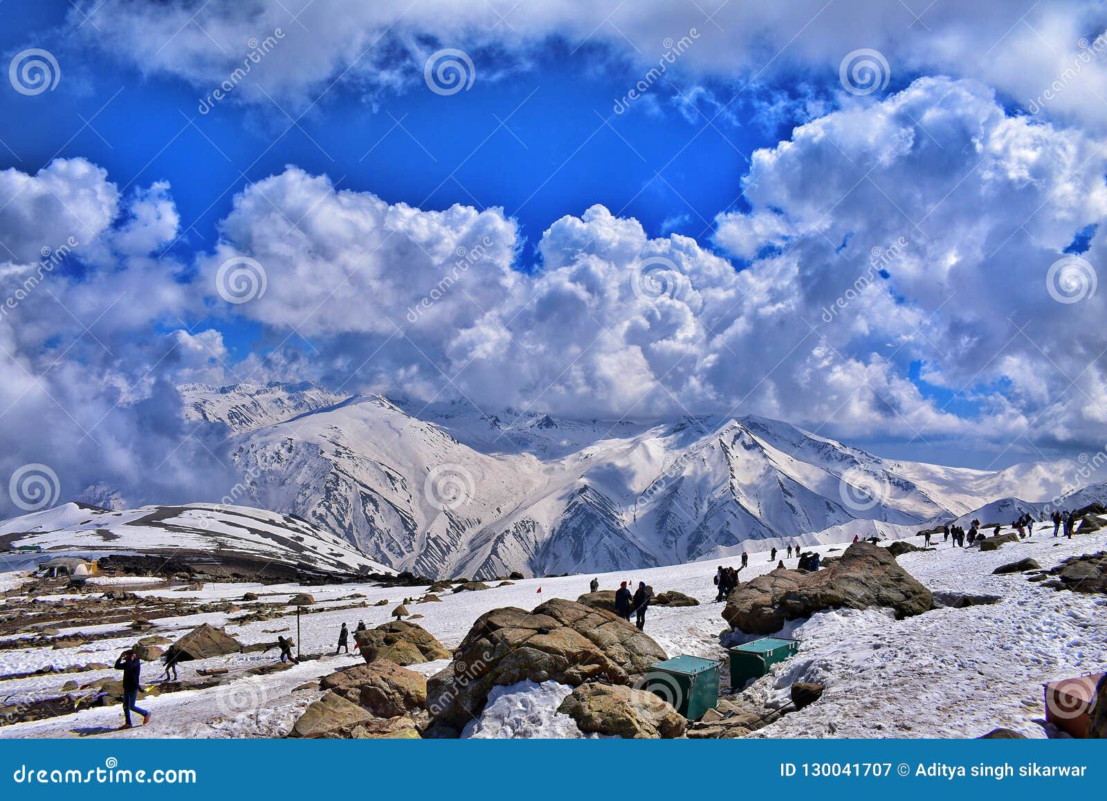 Gulmarg top editorial photography. Image of gulmarg - 130041707