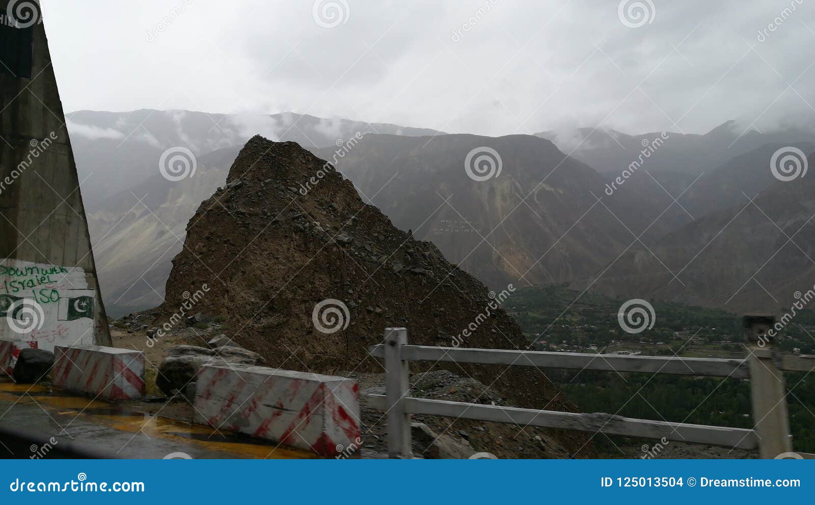 Gulmit city stock photo. Image of gulmit, baltistan - 125013504