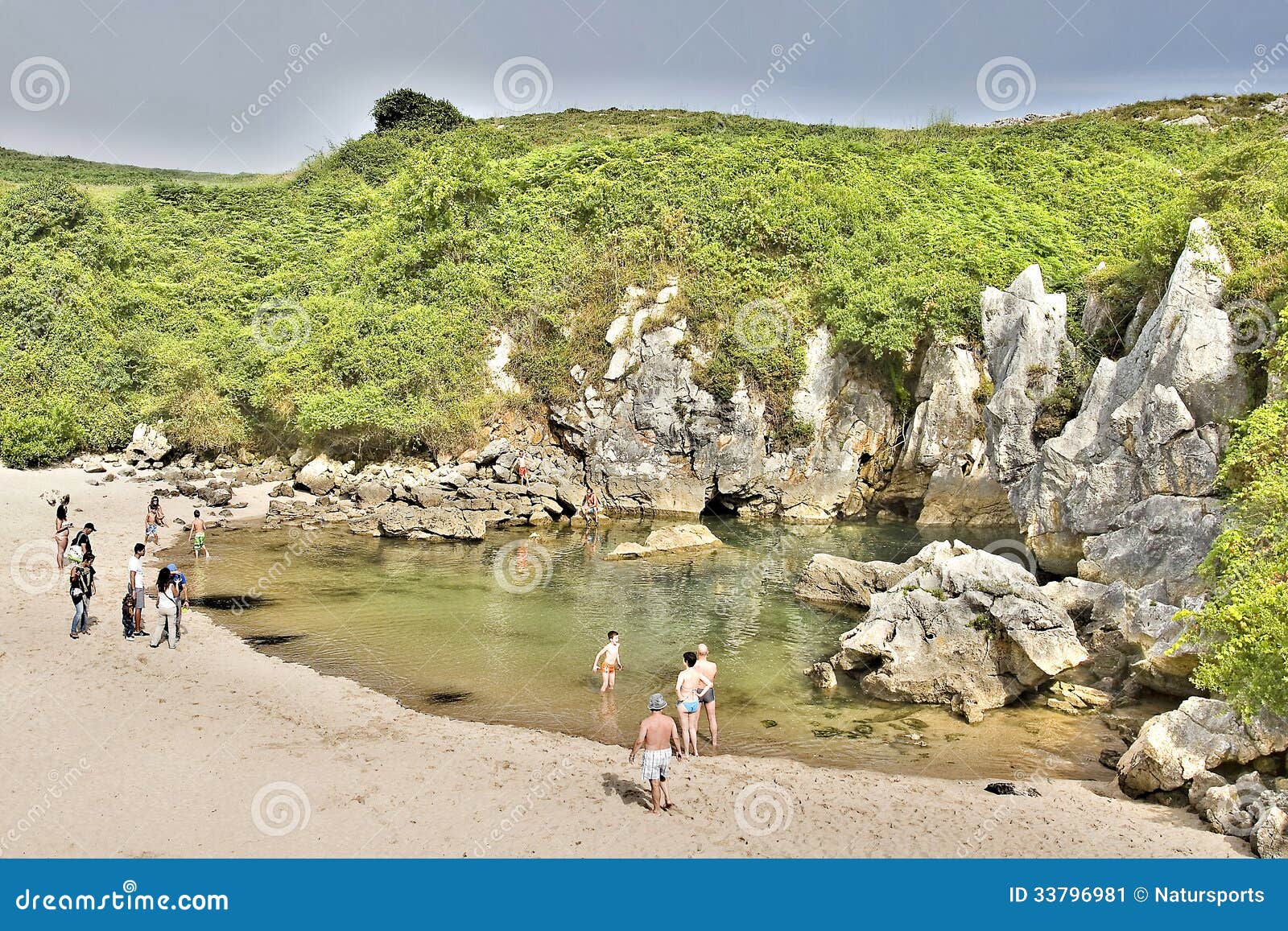 Gulpiyuri beach, Llanes editorial photo. Image of beach - 33796981