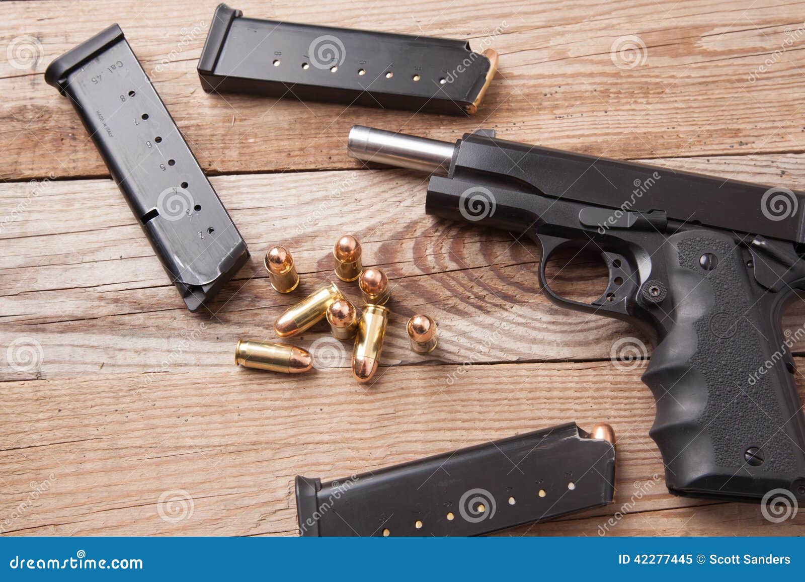 Gun with Bullets editorial image. Image of black, automatic - 42277445