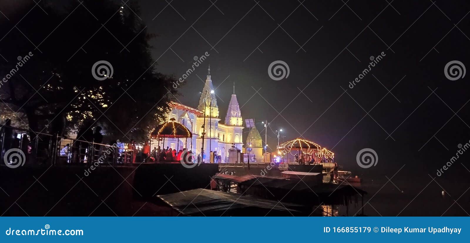 Guptaar Ghat Temple in Ayodhya Editorial Stock Image - Image of sant ...
