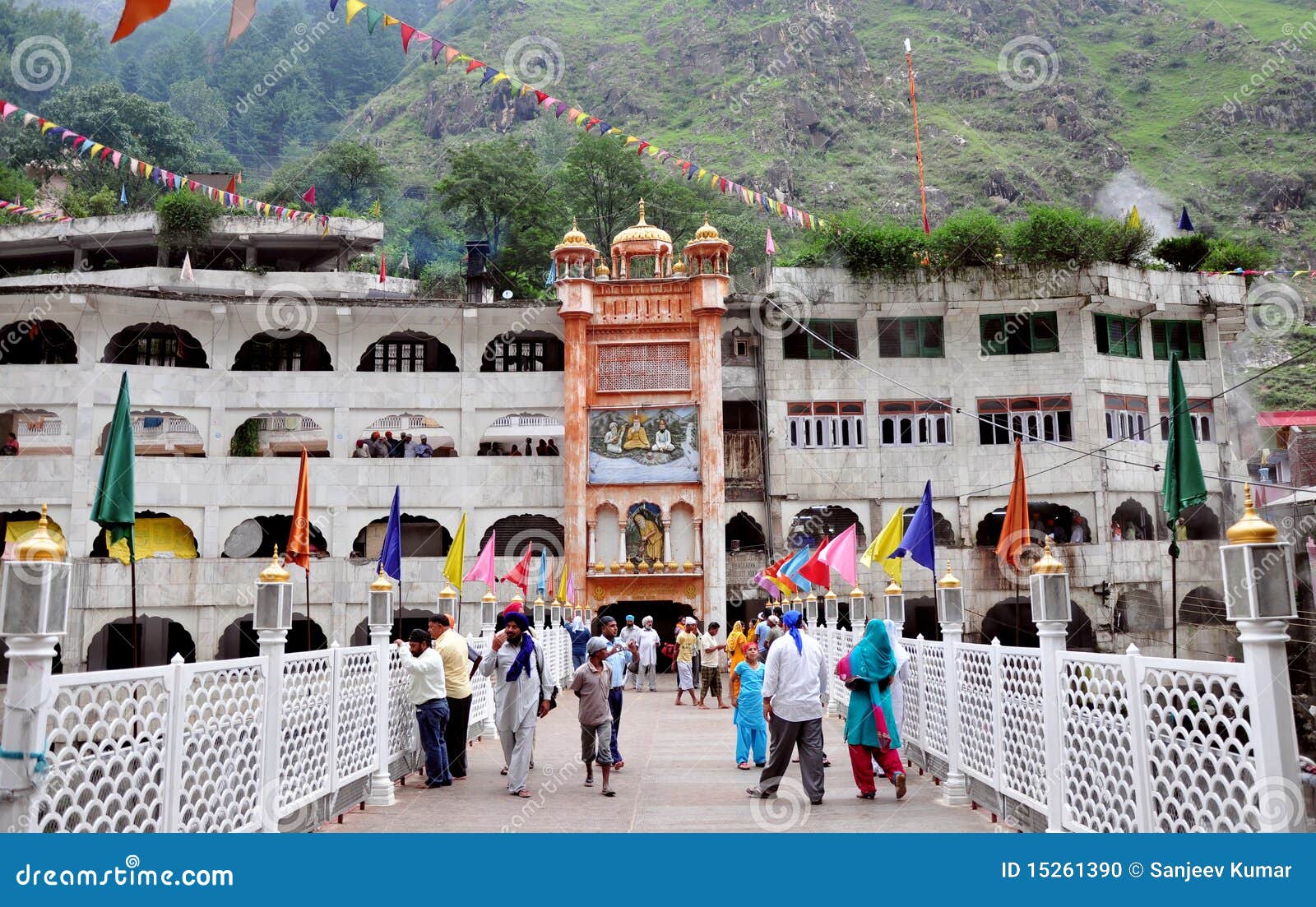 Gurdwara Manikaran Sahib editorial image. Image of religion - 15261390