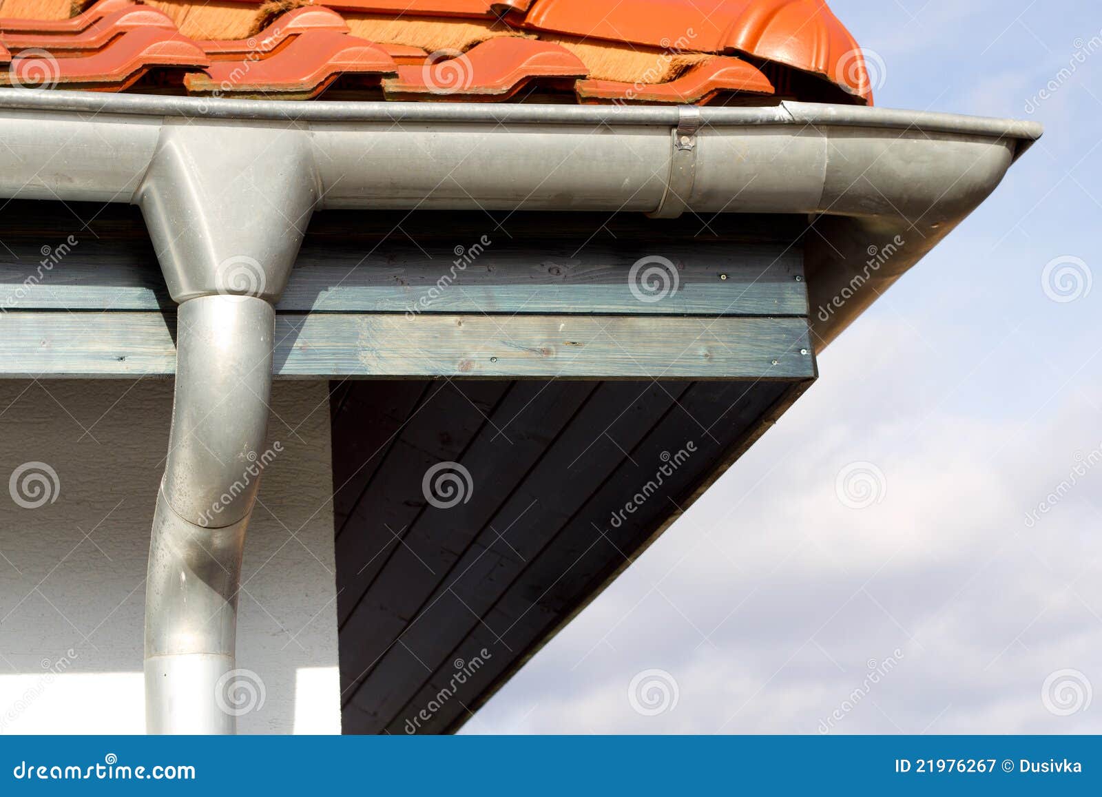 Gutter stock image. Image of guttering, rooftop, downpipe - 21976267