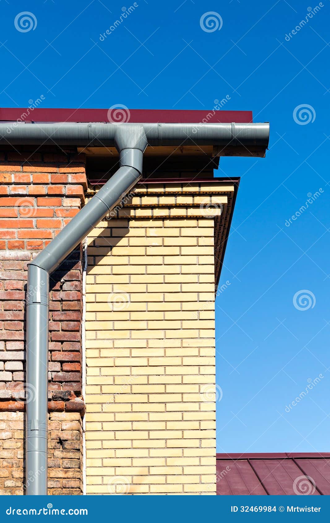 Gutter and brick wall stock photo. Image of gutter, detail - 32469984
