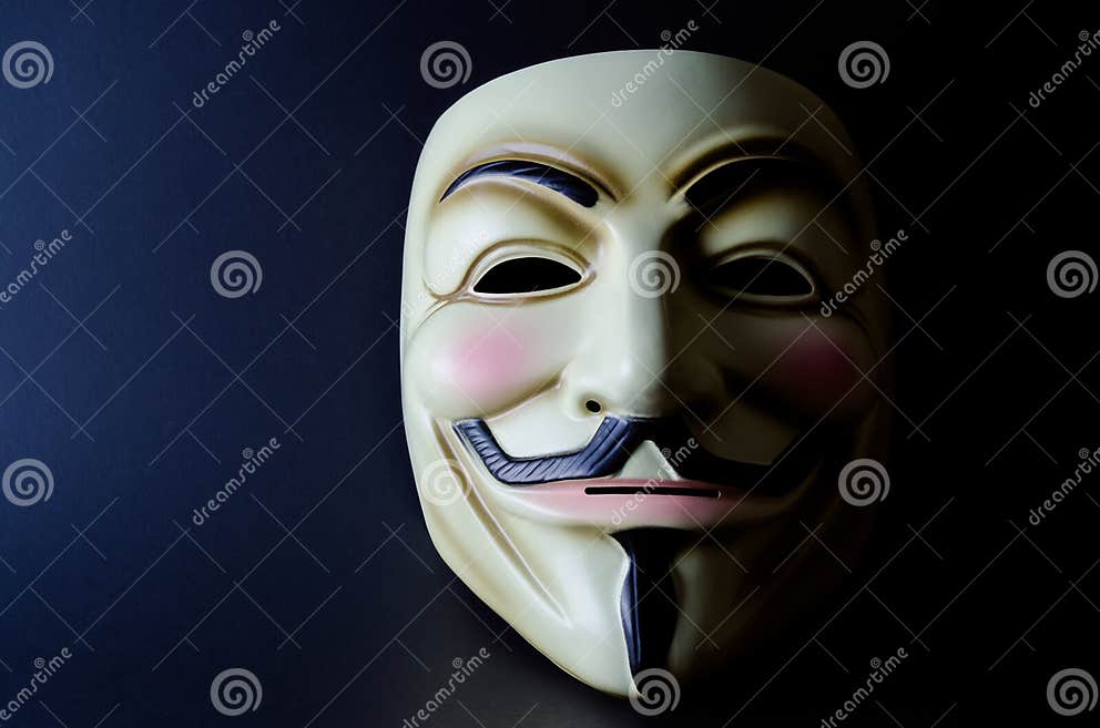 Guy Fawkes Mask Split Lighting Foto editorial - Imagen de social ...