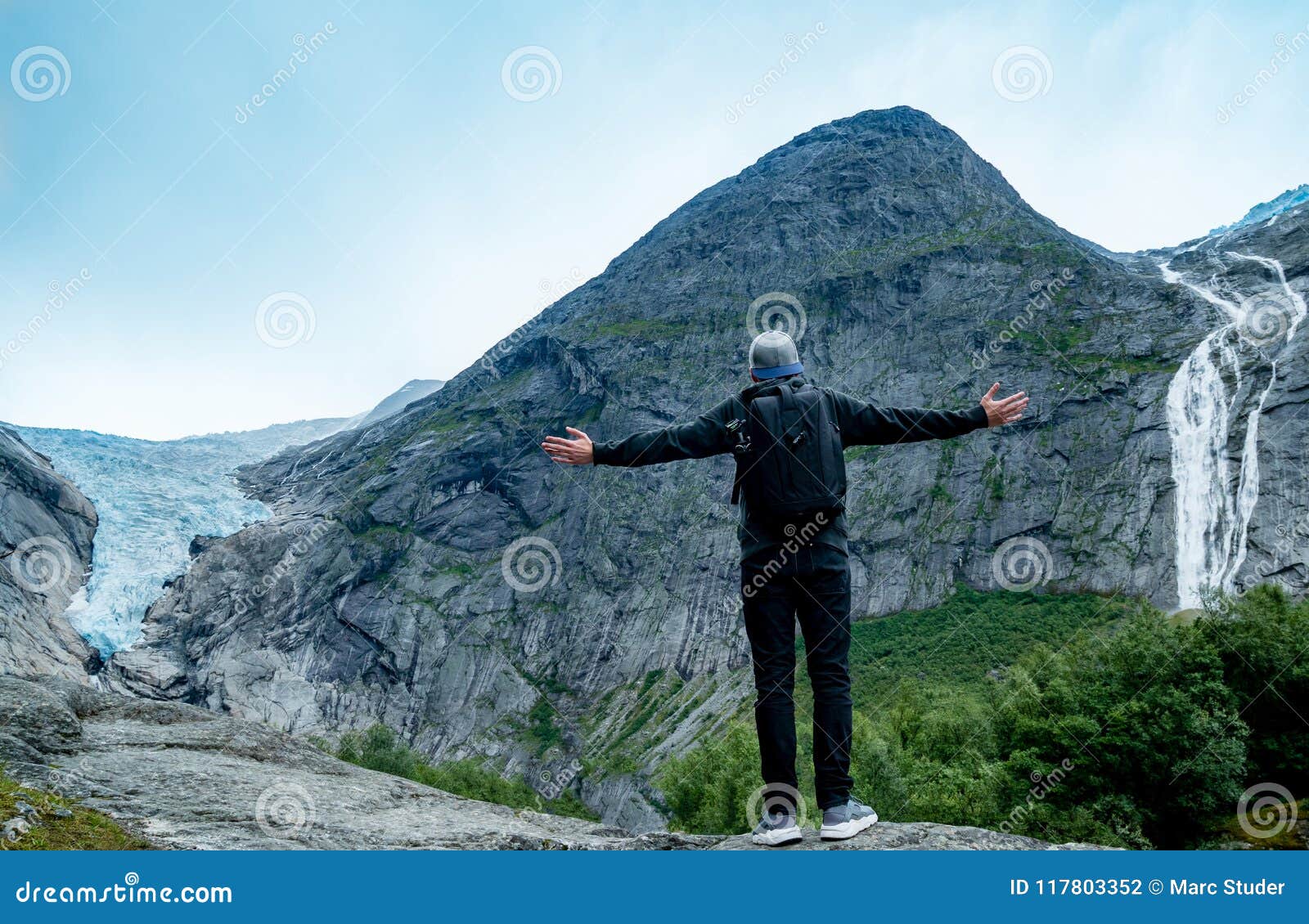 Guy Feeling the Freedom in Norway Stock Photo - Image of sport, odda ...