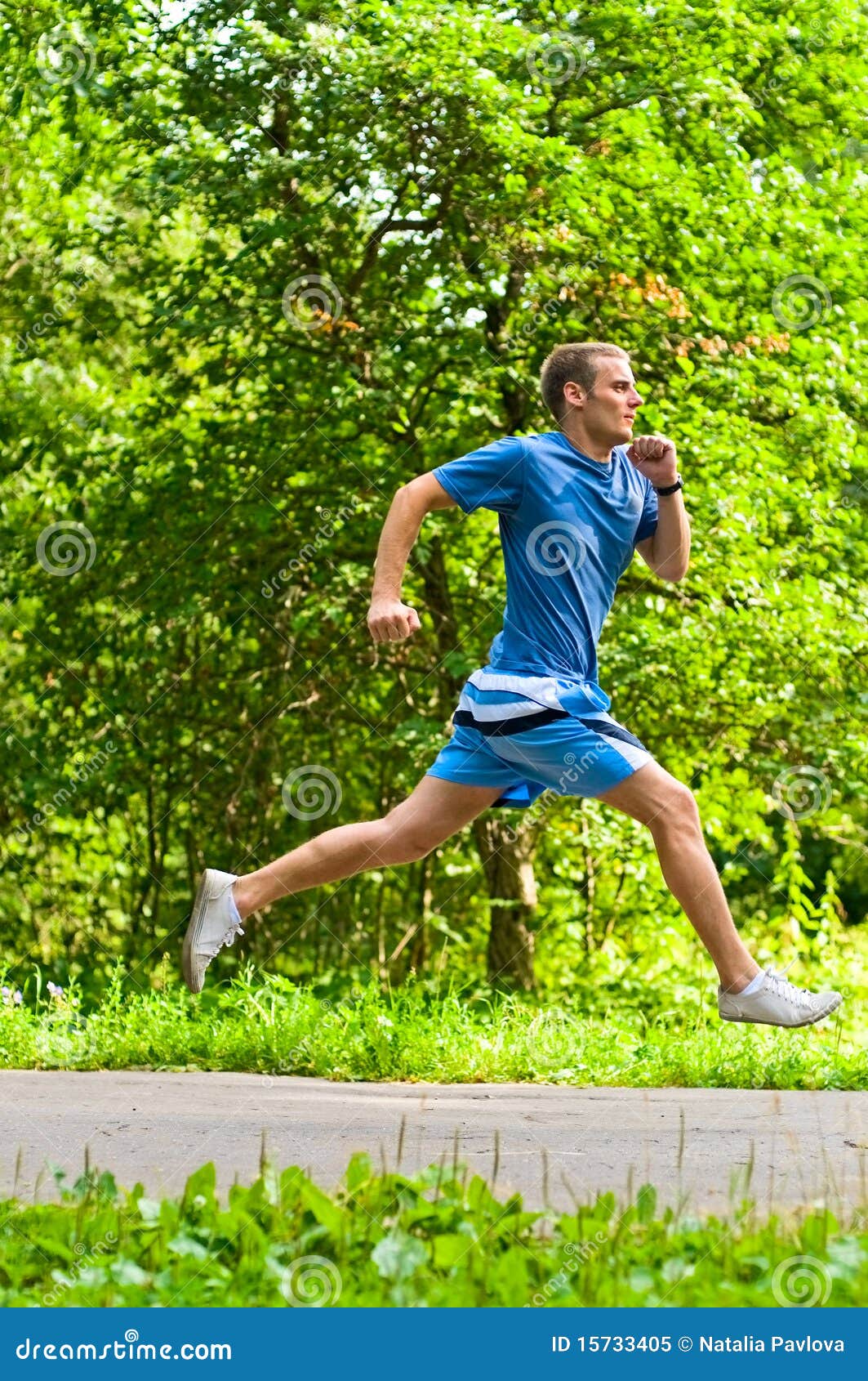 Guy jogging stock image. Image of runner, close, practise - 15733405