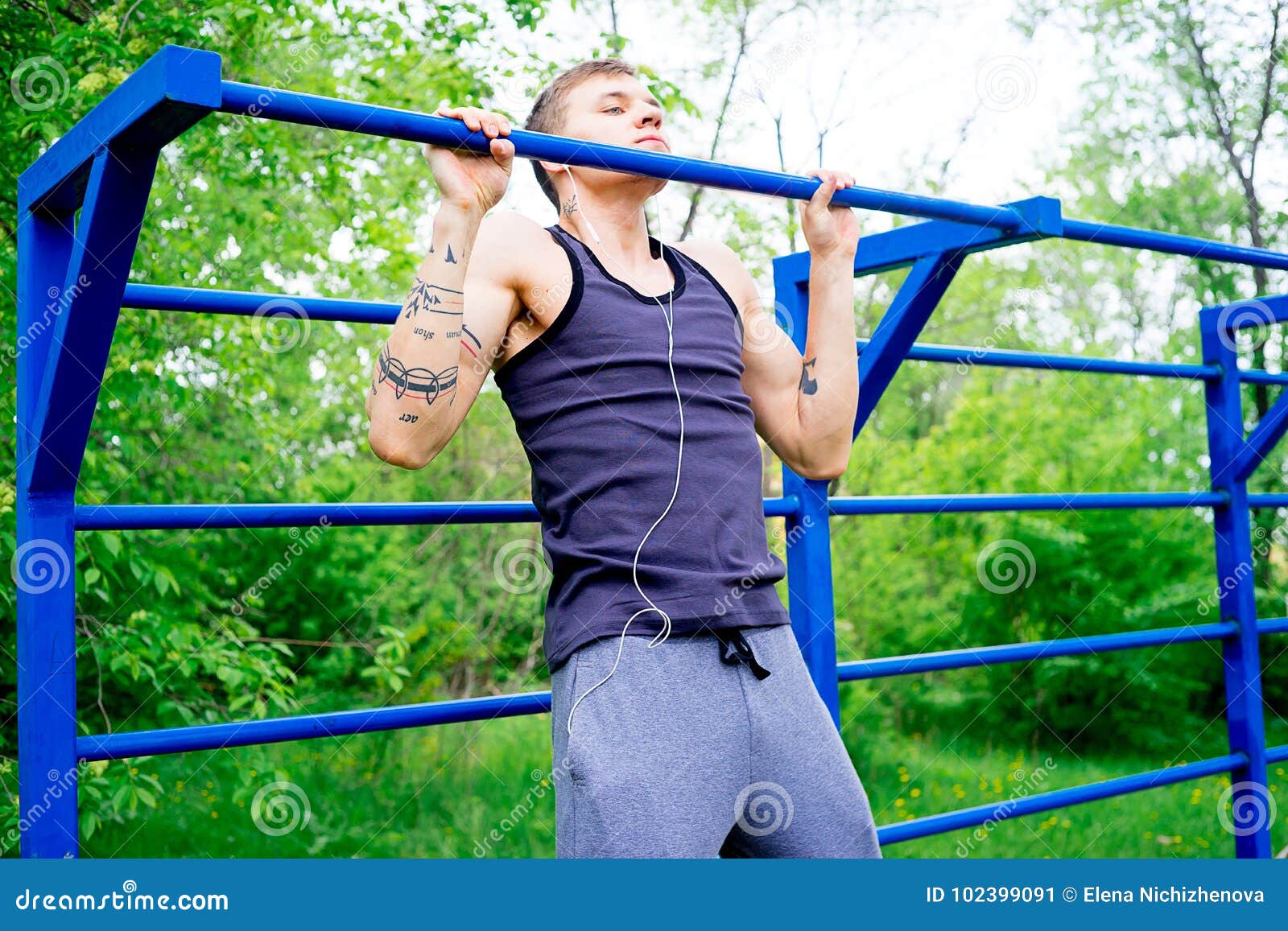 Guy working out outside stock image. Image of body, healthy - 102399091