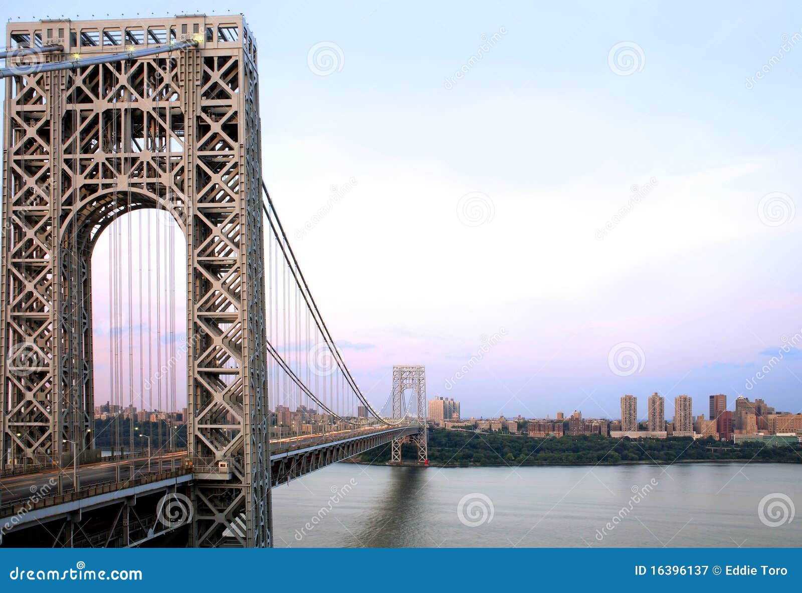 GW Bridge and Manhattan stock image. Image of authority - 16396137