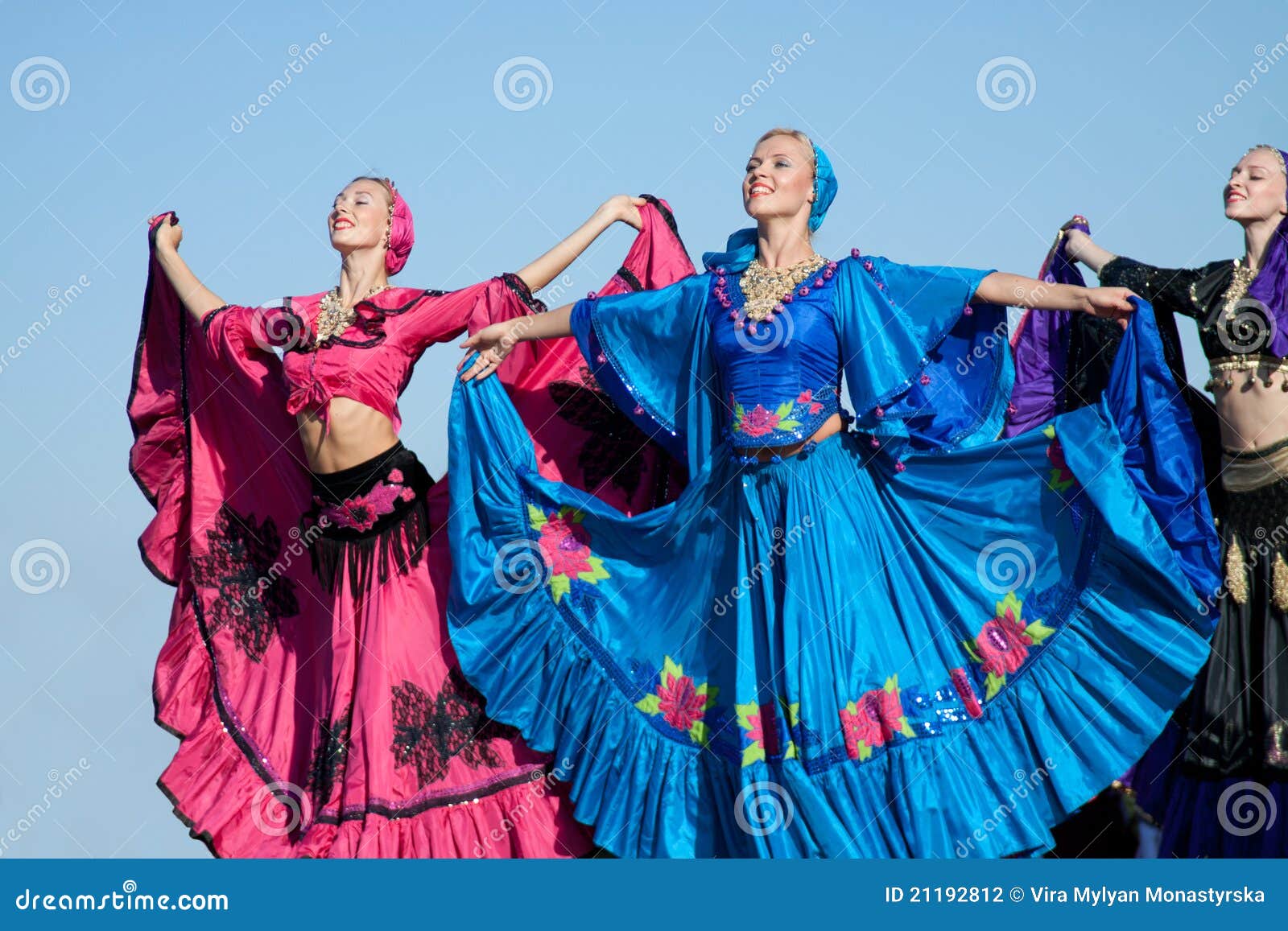 Gypsy Dance Editorial Photography - Image: 21192812