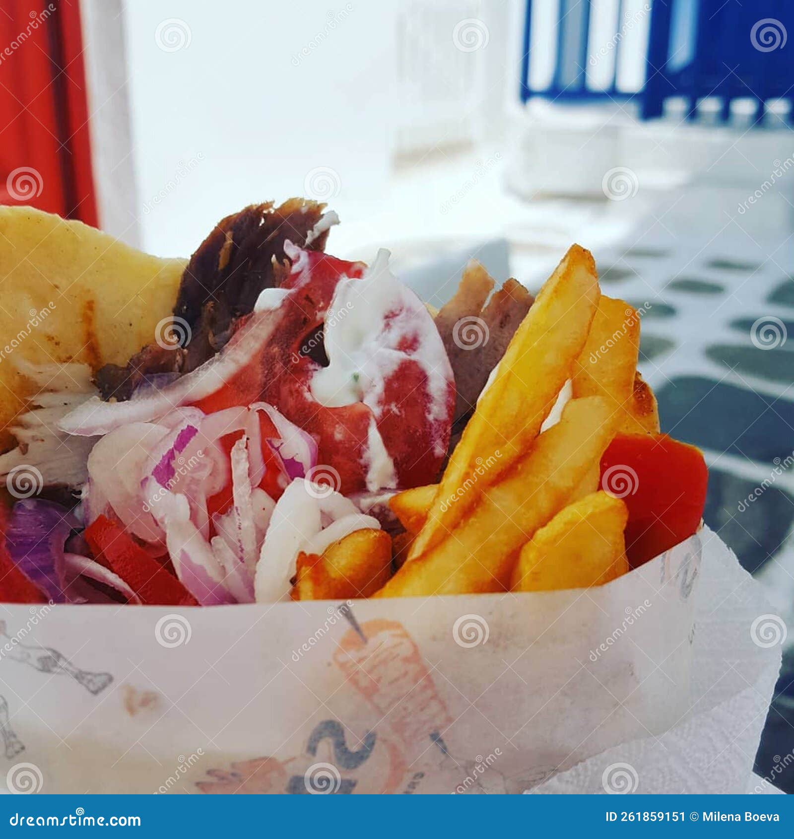 Gyros Griegos Tradicionales Imagen de archivo - Imagen de tradicional ...