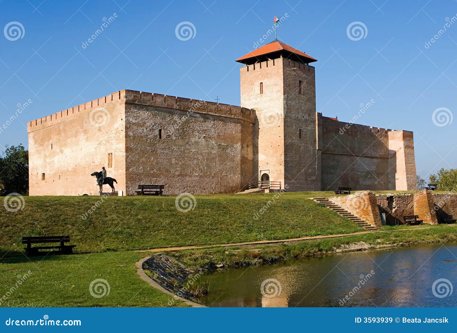 Gyula castle stock image. Image of chapel, bricks, ruin - 3593939
