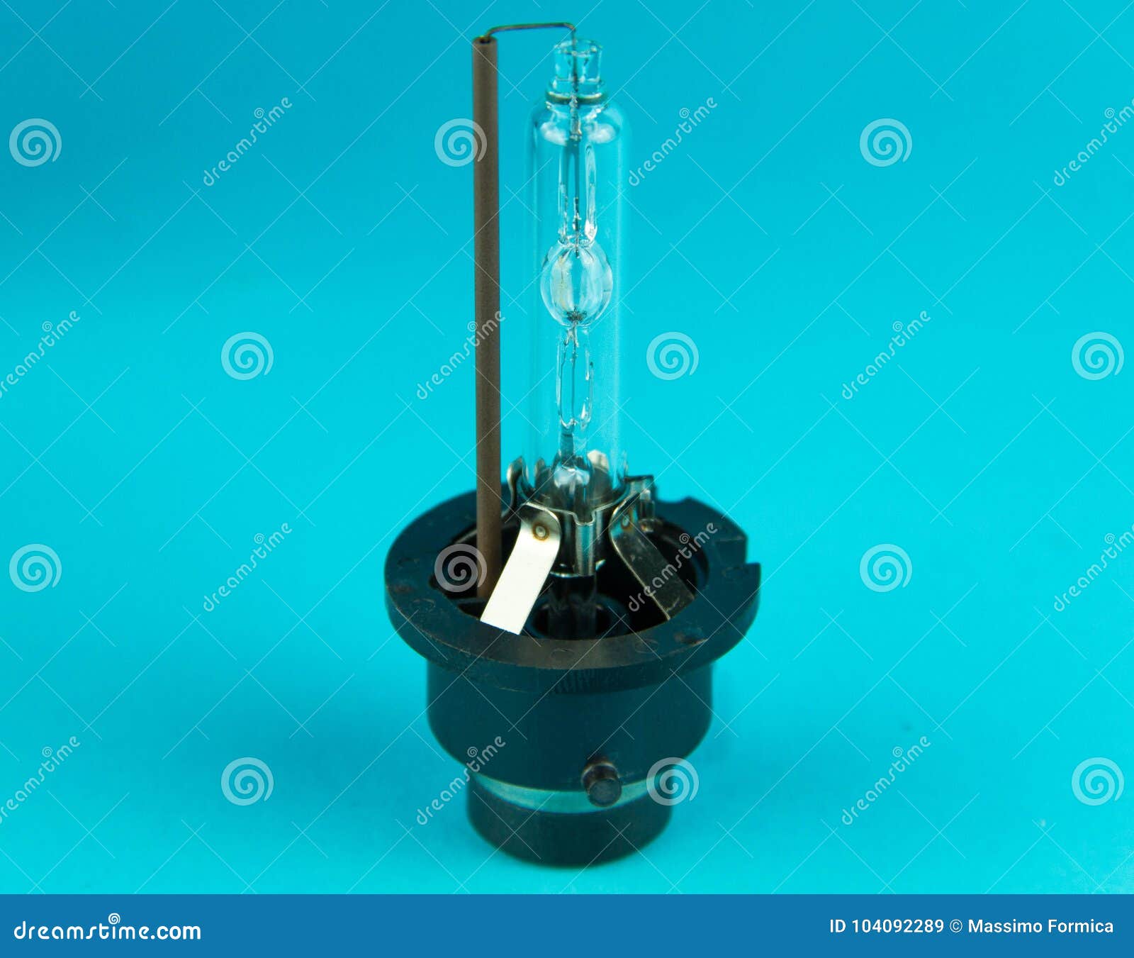 D2S D2R Xenon Car Bulb Lamp, Cold Light 35 Watt Stock Image - Image of ...