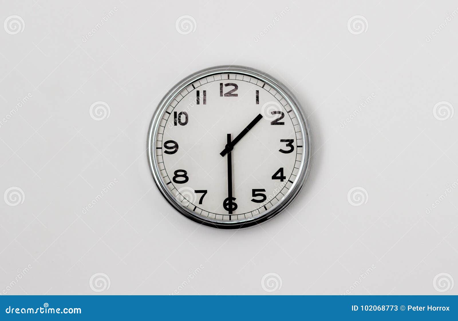 1h30 d'horloge image stock. Image du simple, deuxièmement - 102068773