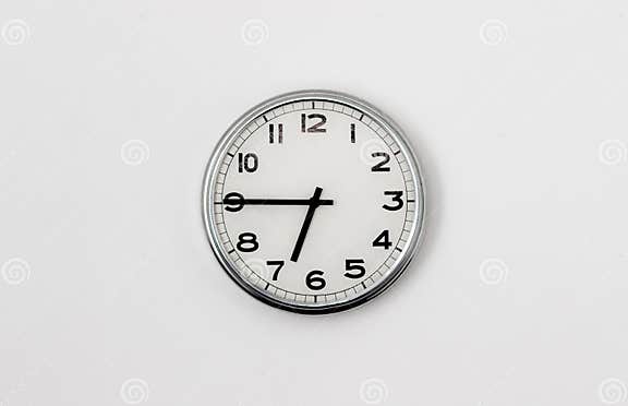 6h45 d'horloge image stock. Image du chiffre, fond, bureau - 102068953