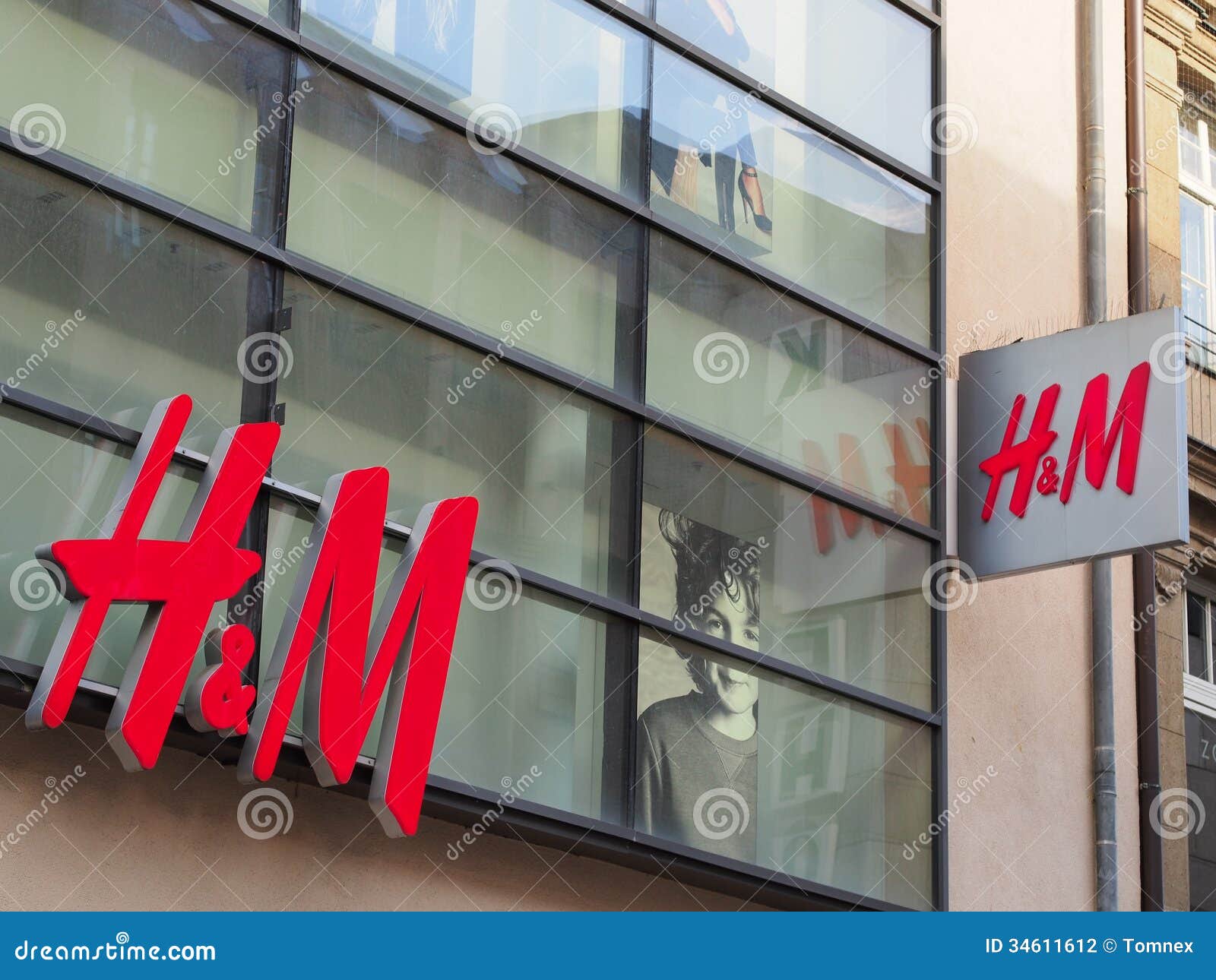 H&M editorial photography. Image of shopping, shop - 34611612